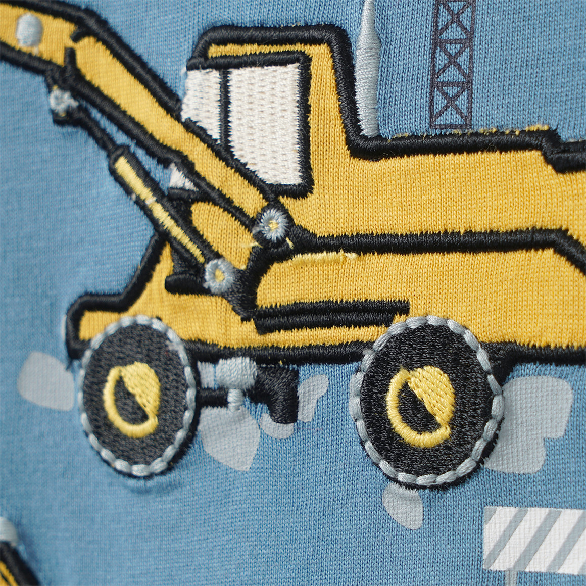 Jungen Langarmshirt mit gesticktem Motiv | Ernsting's family